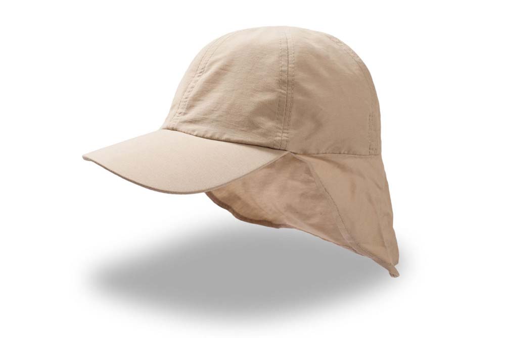 Atlantis cap with neck cover Nomad beige